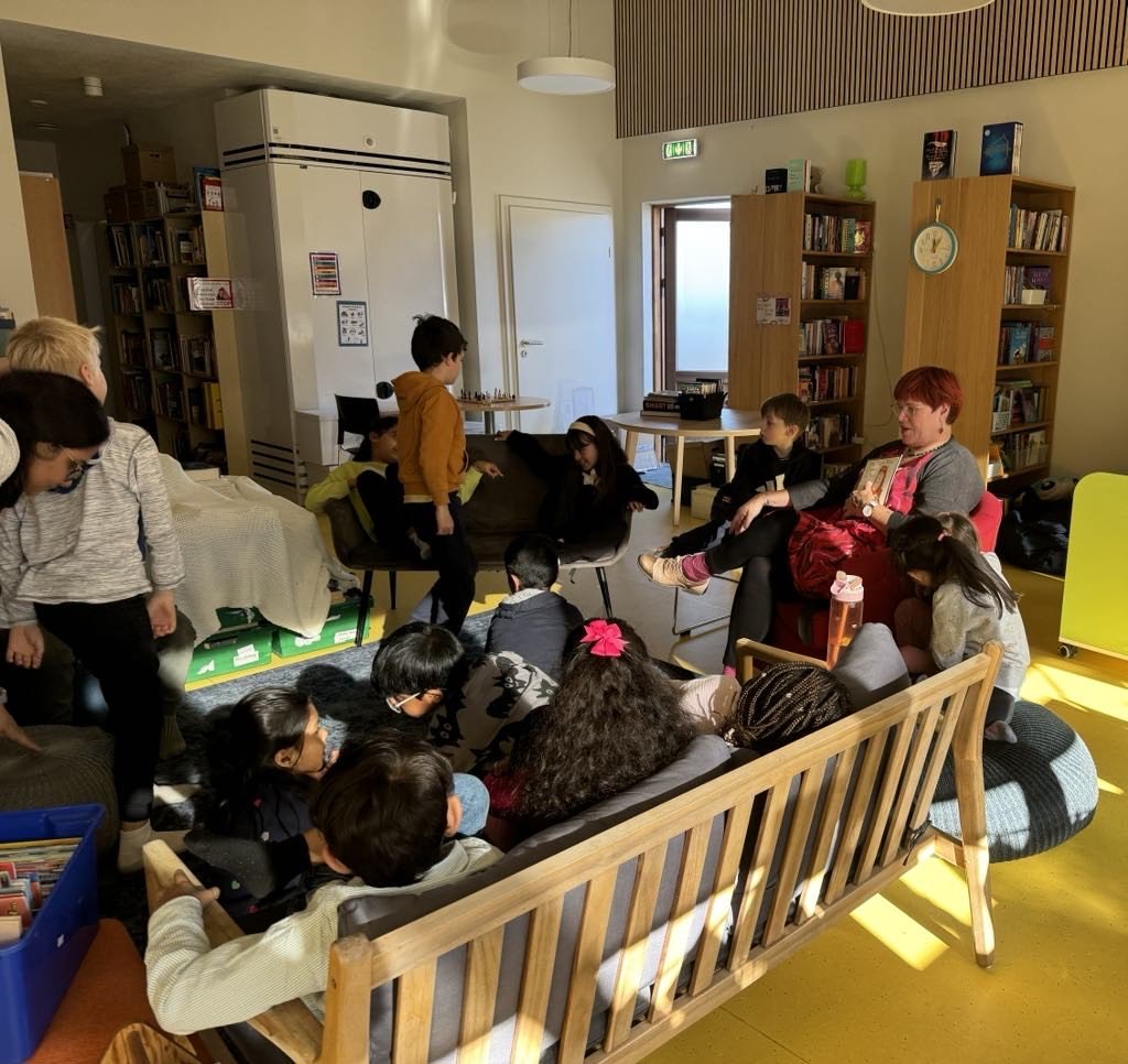 A Library of Our Own | International School of Iceland (ISI ...